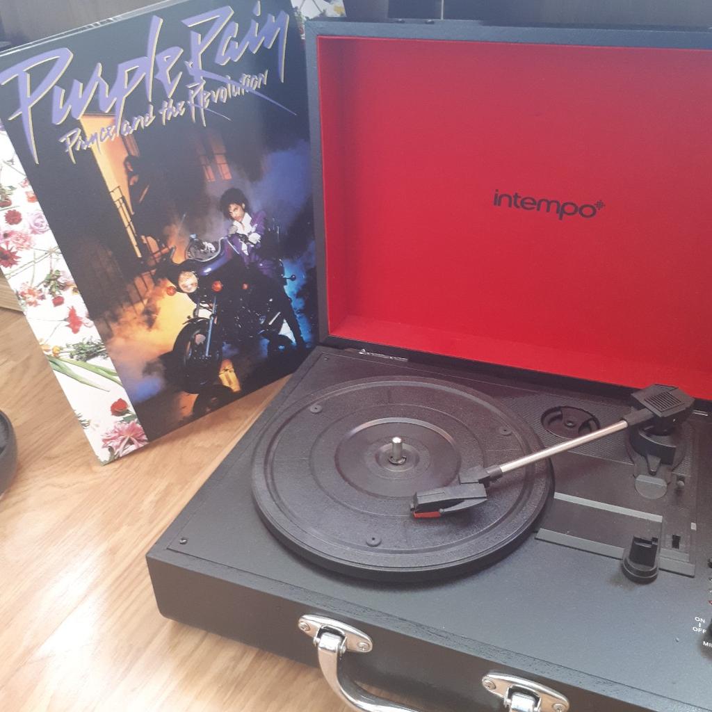 Intempo record player in St Helens für 25,00 £ zum Verkauf | Shpock DE