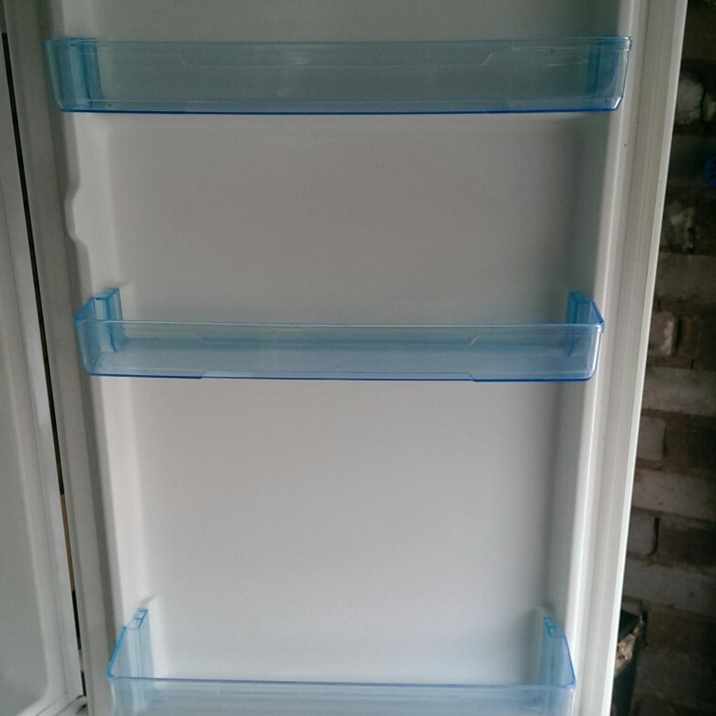 Logic LFC50W12 Fridge Freezer in WS9 Walsall für £ 45,00 zum Verkauf ...