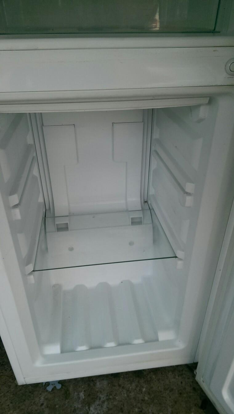 Logic LFC50W12 Fridge Freezer in WS9 Walsall für £ 45,00 zum Verkauf ...