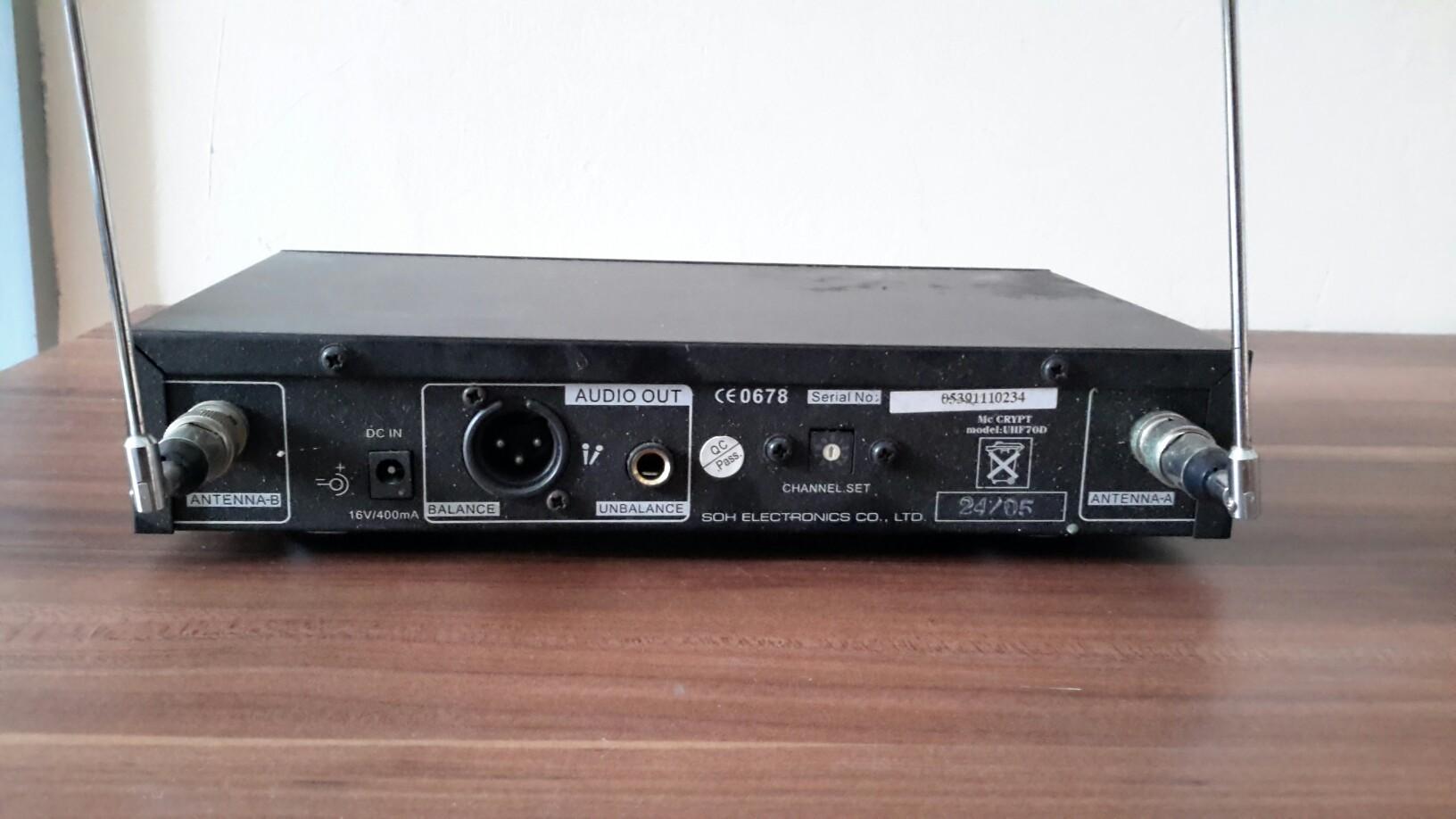 Mc Crypt UHF-70D Wireless Microphone System in 8605 Kapfenberg for free ...