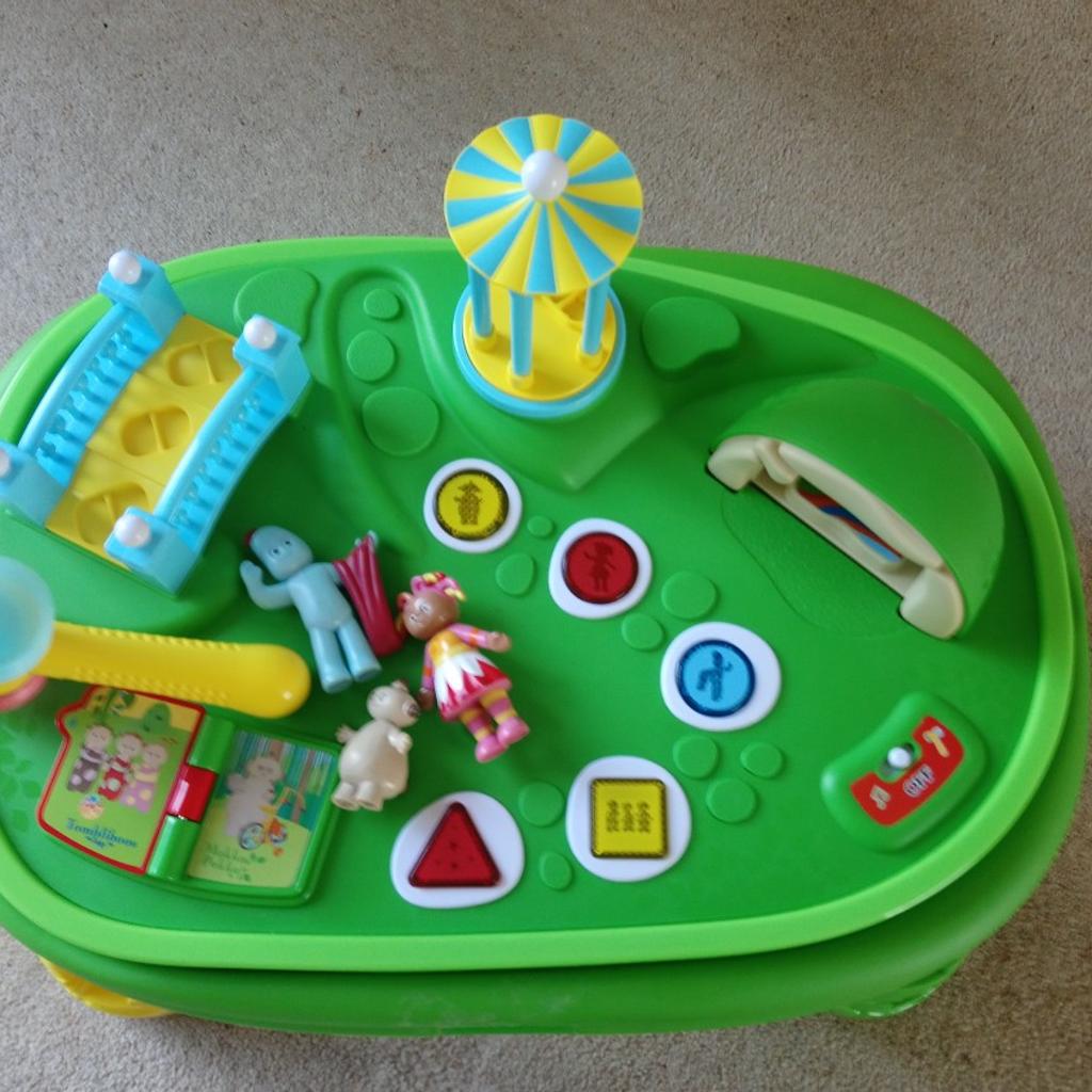 In the night garden activity table. in Aylesbury Vale für £ 35,00 zum ...