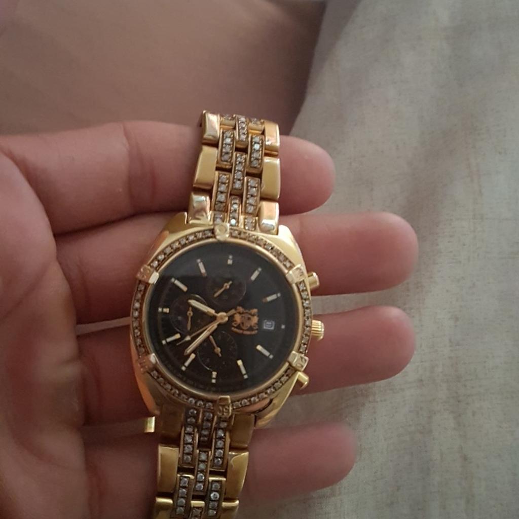 Aston gerard watch in M32 Trafford für 450,00 £ zum Verkauf | Shpock DE