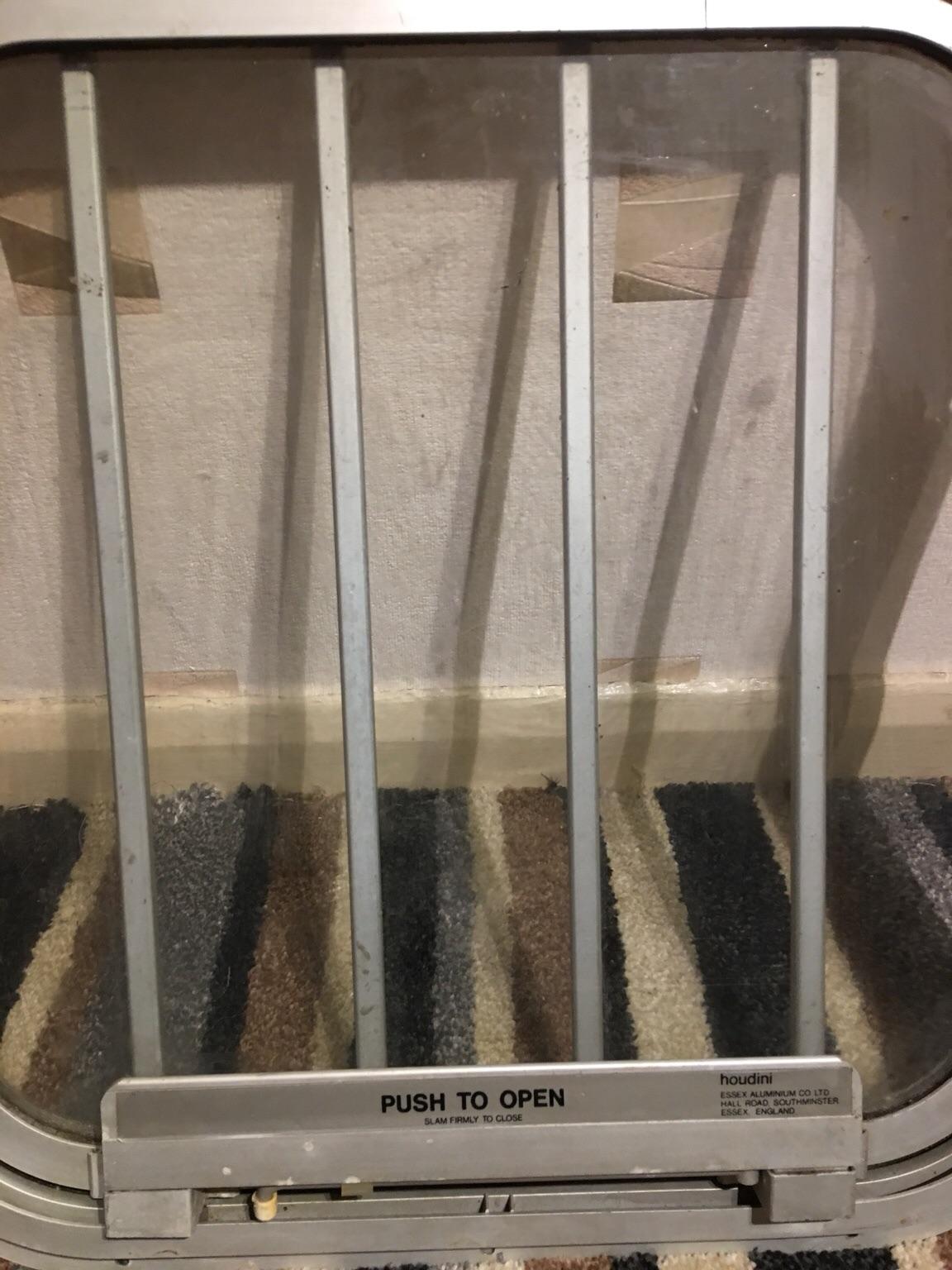 Houdini hatch in Wyre for £40.00 for sale | Shpock