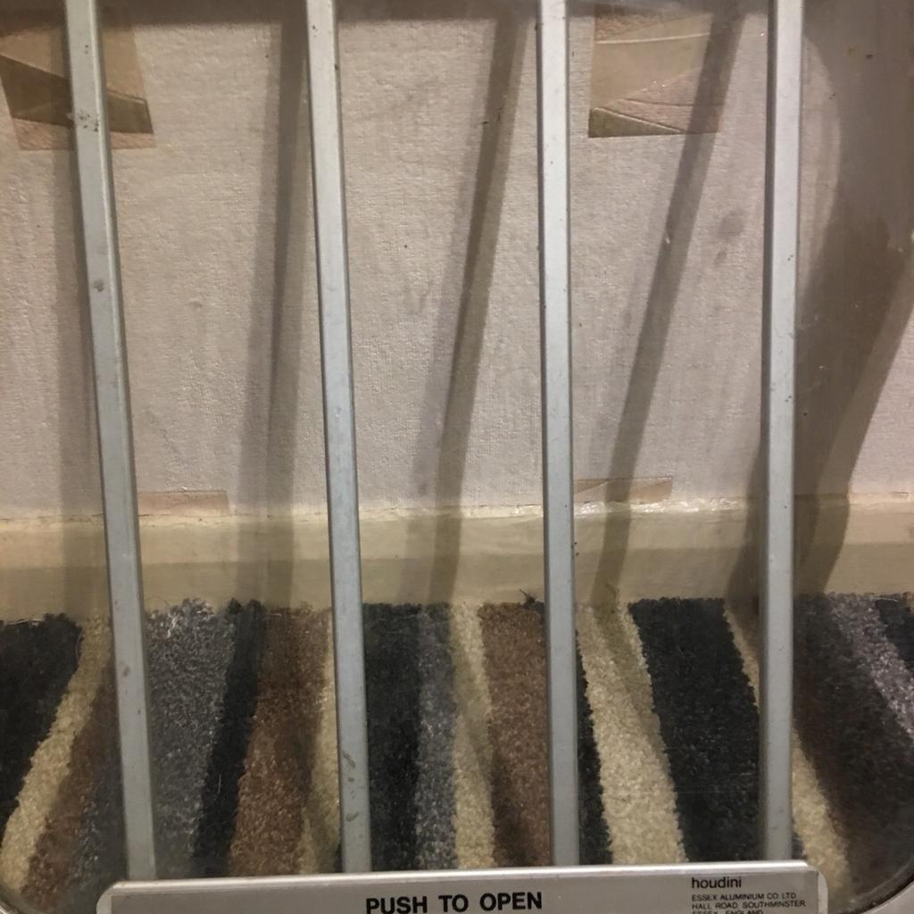 Houdini hatch in Wyre for £40.00 for sale | Shpock