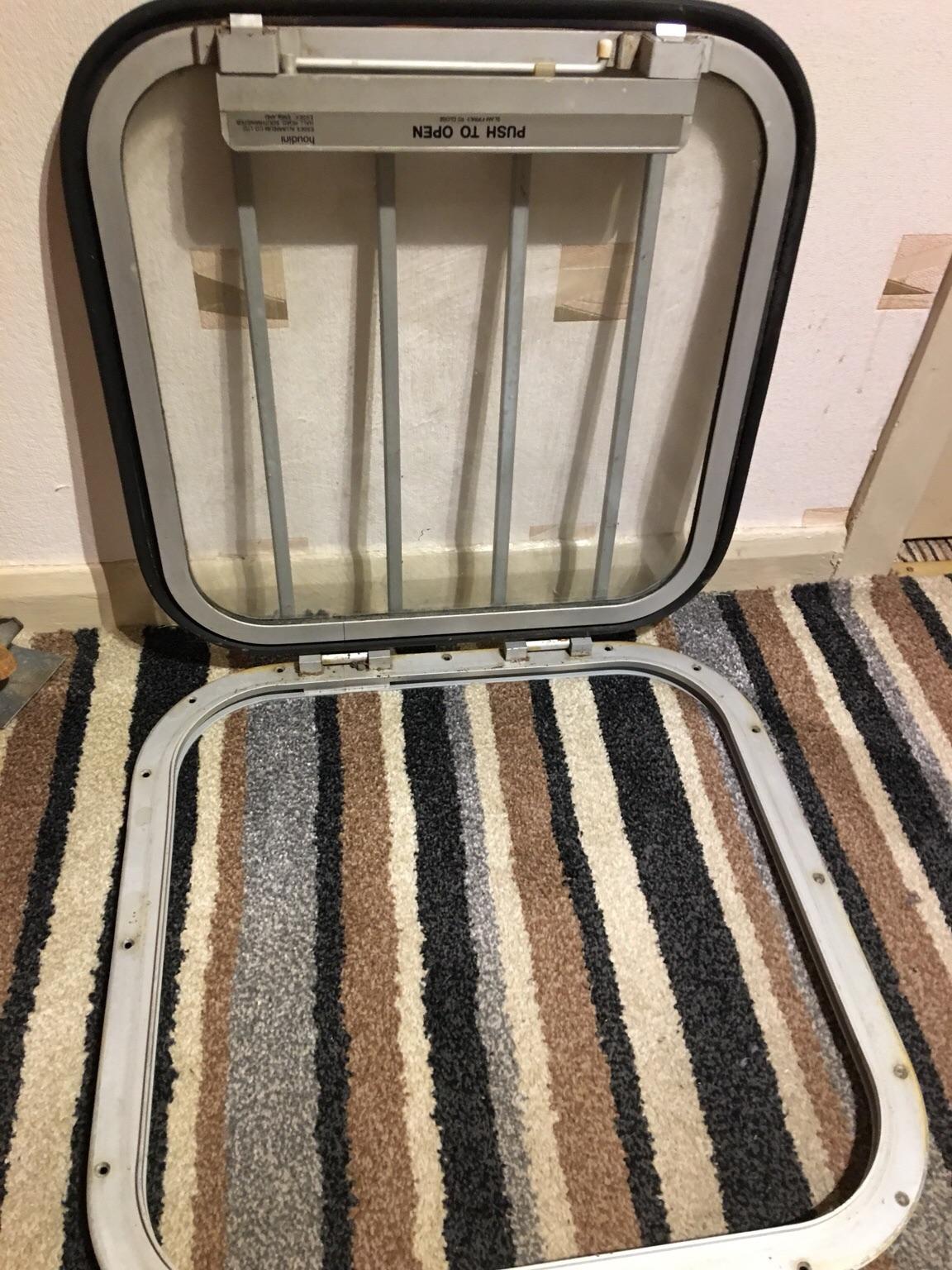 Houdini hatch in Wyre for £40.00 for sale | Shpock