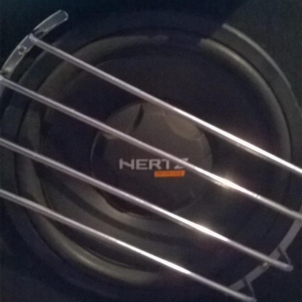 subwoofer Hertz and MAGNAT rock 6000!! in NG6 Nottingham für £ 60,00 ...