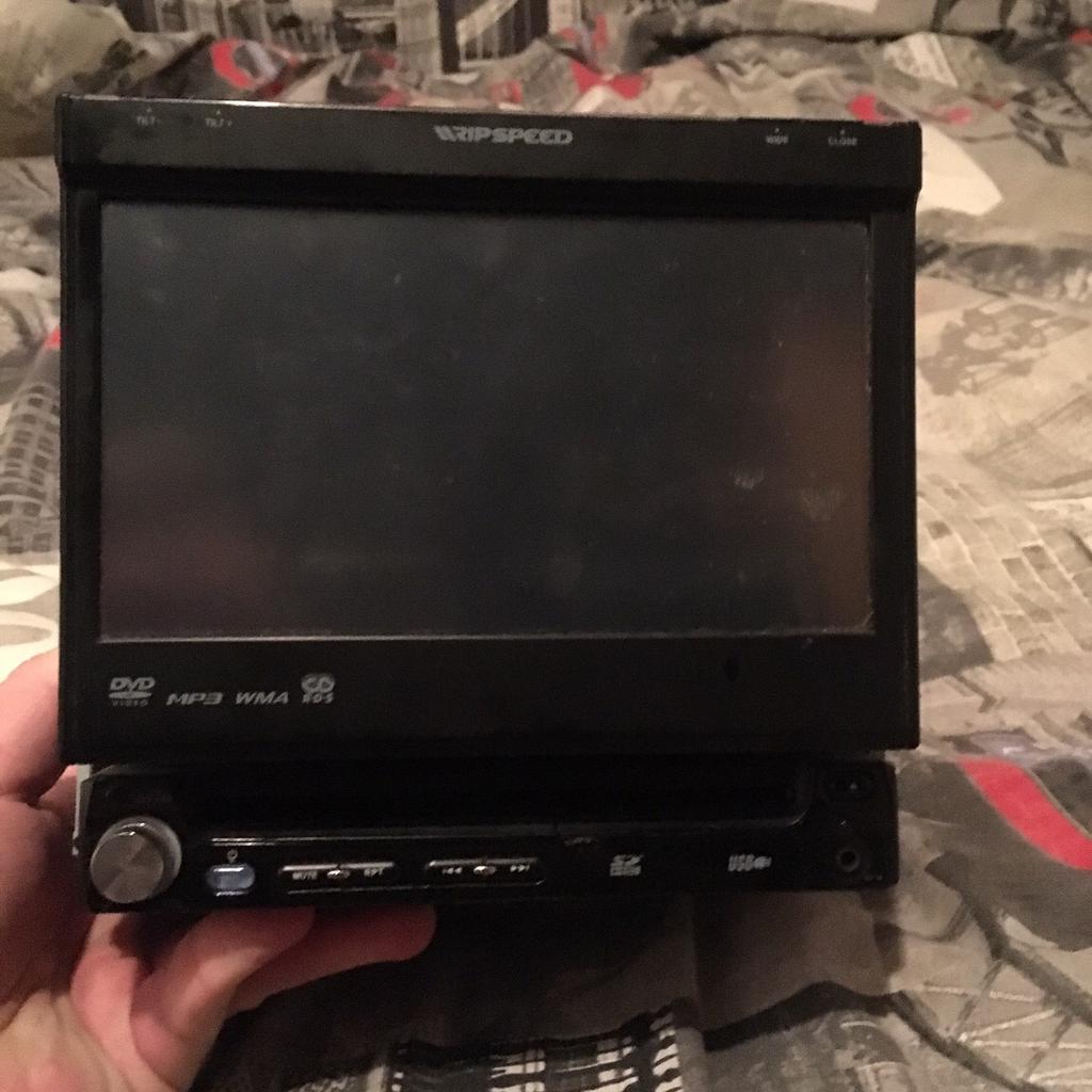 Rip speed cd DVD USB aux watch dvds on it in WV14 Wolverhampton für £ ...