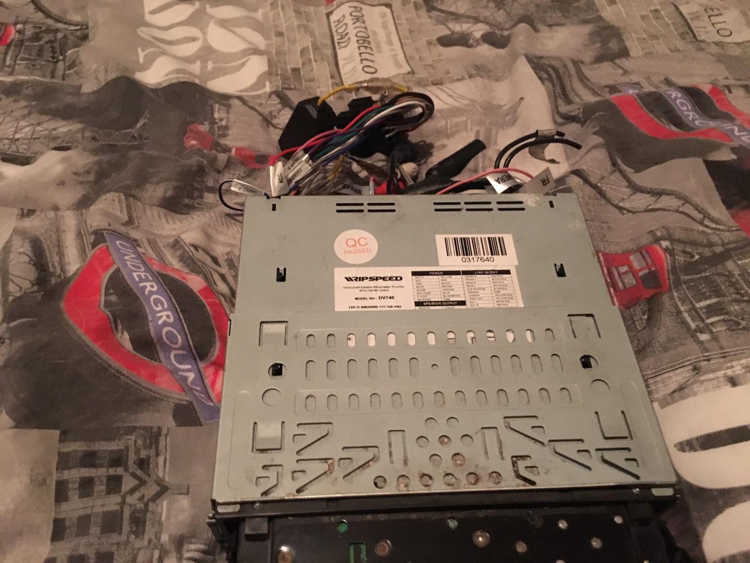 Rip speed cd DVD USB aux watch dvds on it in WV14 Wolverhampton für £ ...