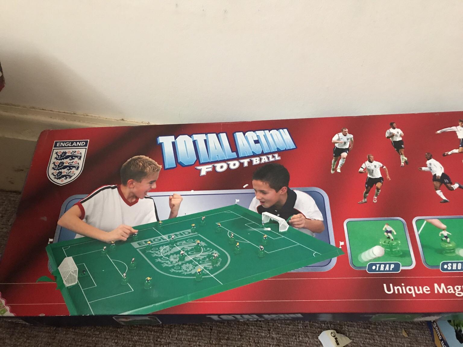 Total Action Football in FY8 Fylde für 7,50 £ zum Verkauf | Shpock DE