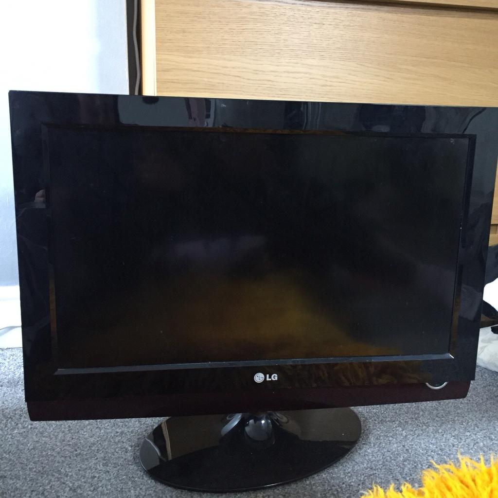 26-inch widescreen HD Ready LCD TV in S20 North East Derbyshire für £ ...
