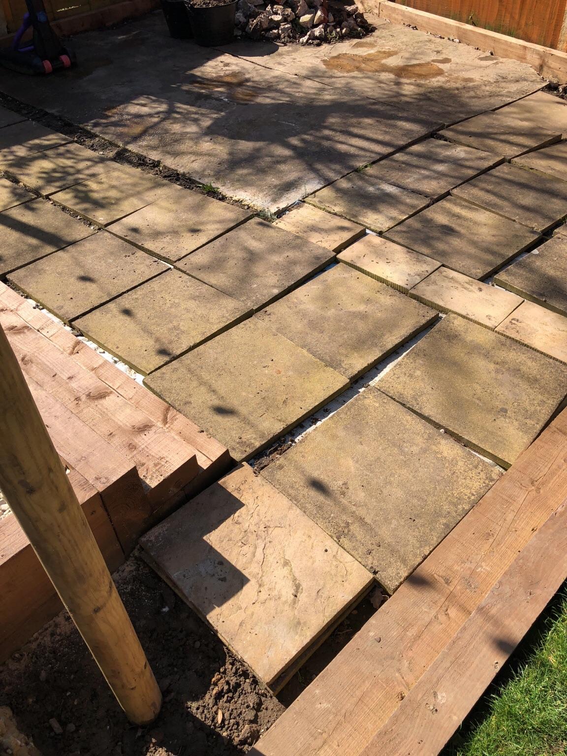 Free Slabs in Hinckley and Bosworth for free for sale | Shpock
