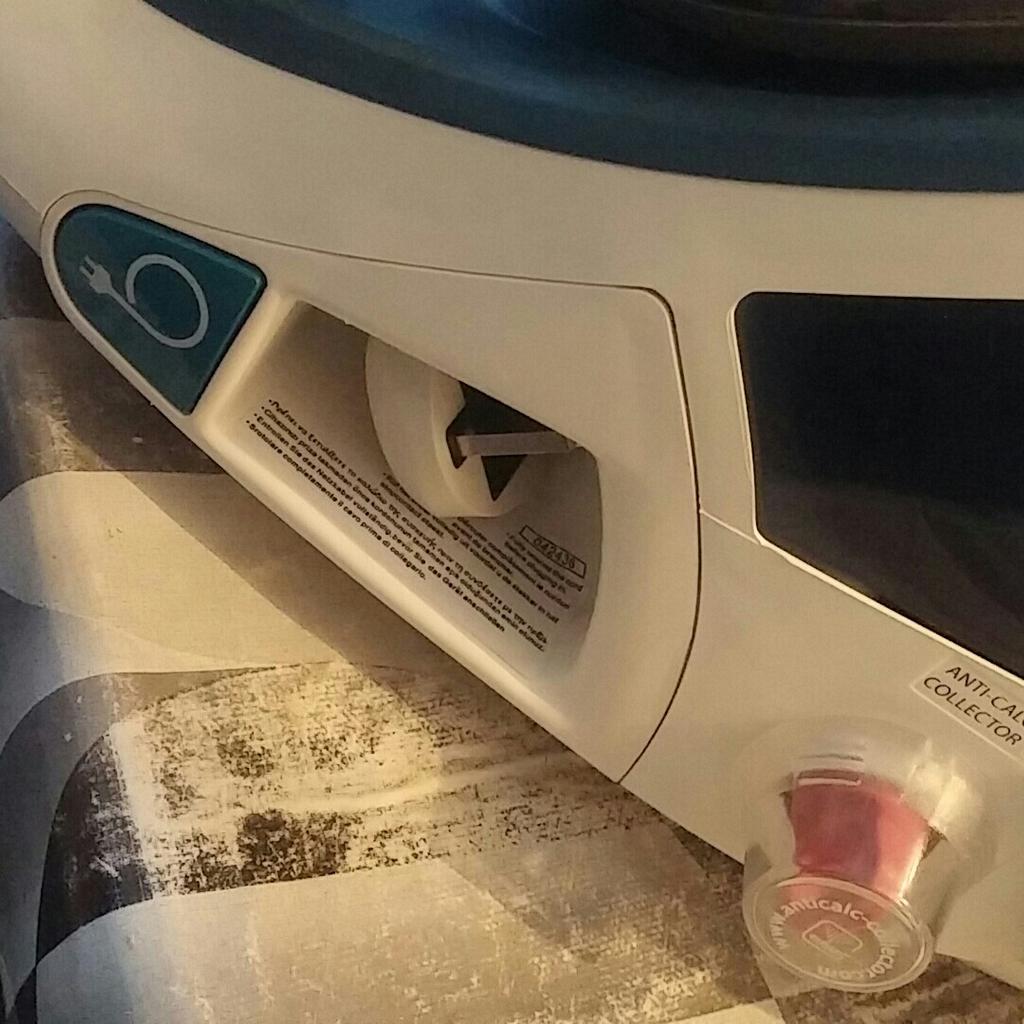 Tefal express gv7555 easy control steam iron in B6 Birmingham für 90,00 ...