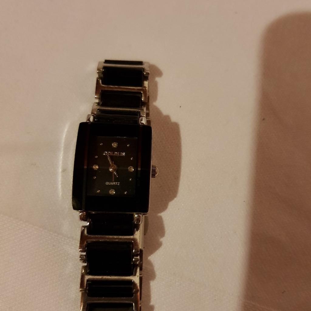 Ladies GOLDIS Black and Silver Quartz Watch in CR0 London für £ 10,00 ...