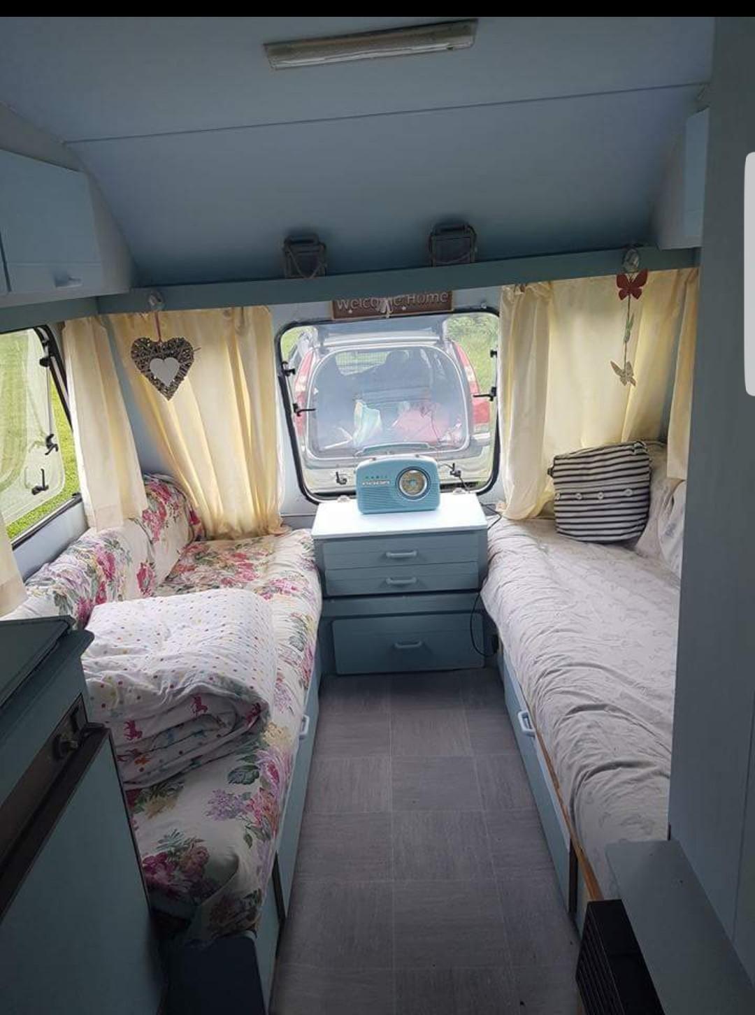 Shabby chic caravan with awning in NG22 Sherwood für £ 600,00 zum ...