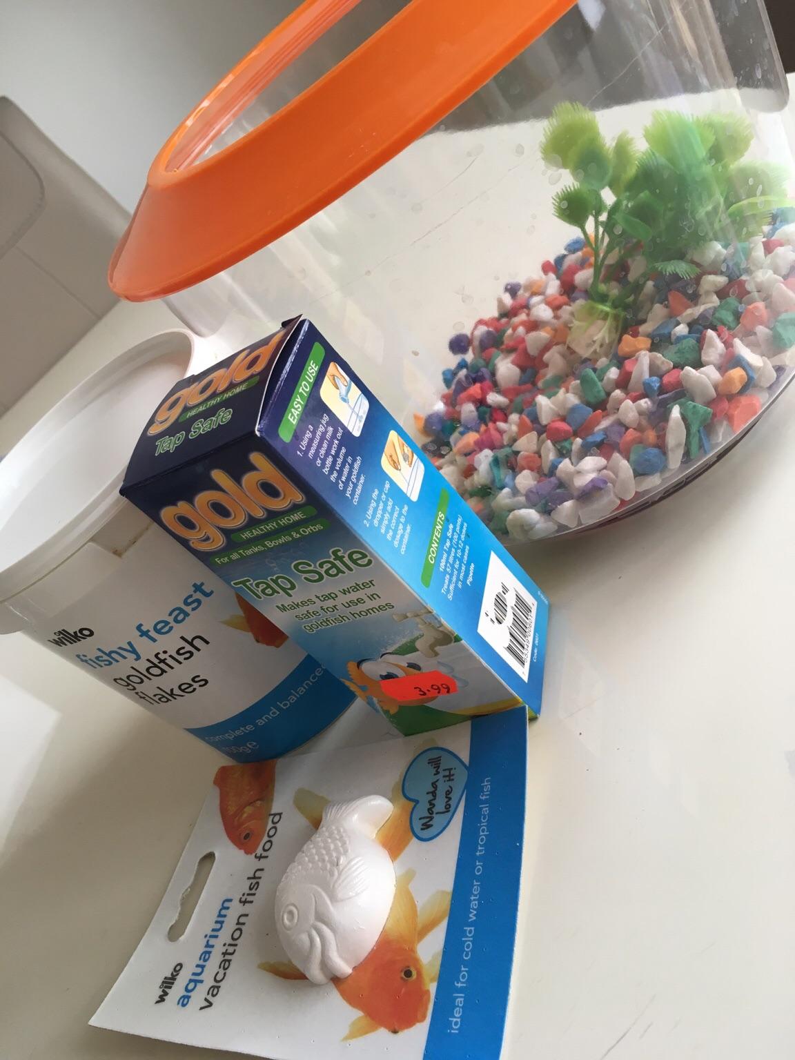 Goldfish starter kit in N19 Islington für 10,00 £ zum Verkauf | Shpock DE