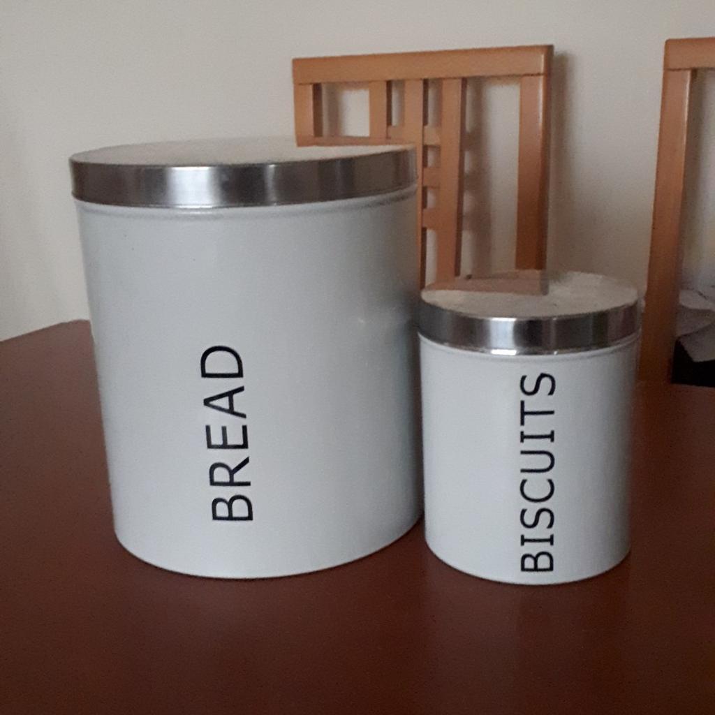 White colour match kitchen tin set in WV3 Wolverhampton for £20.00 for ...