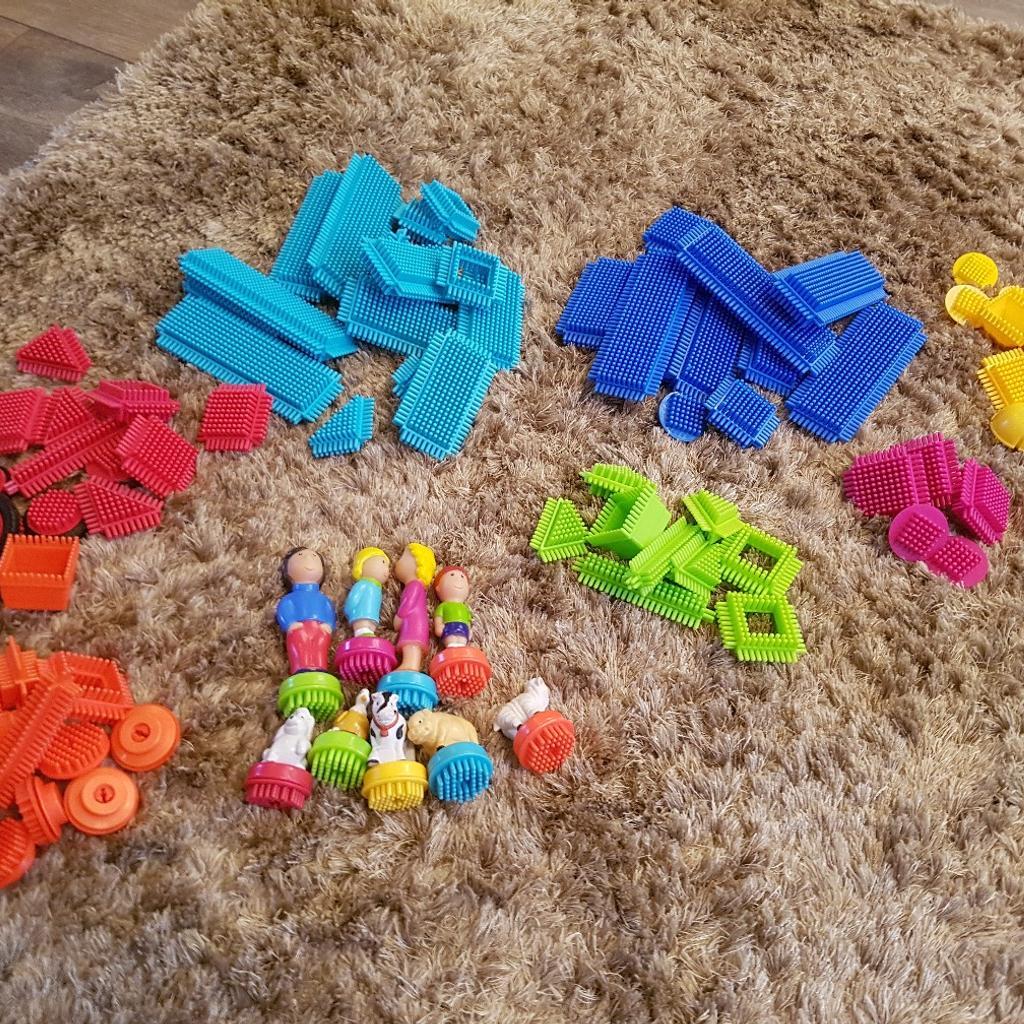 Bristle Blocks (stickle bricks) in Blaby für 8,00 £ zum Verkauf | Shpock DE