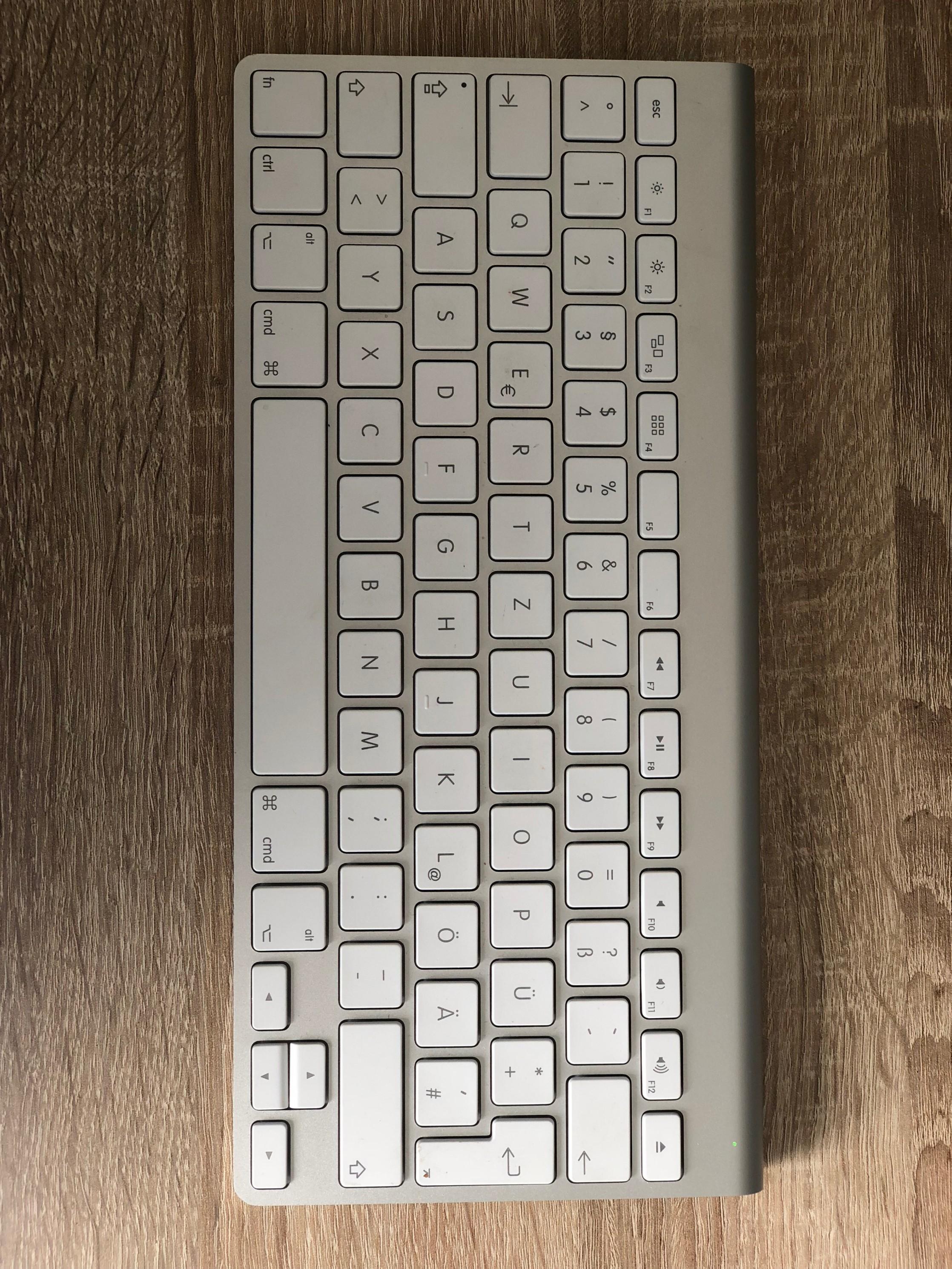 Magic Keyboard – Deutsch in 61449 Steinbach für 55,00 € zum Verkauf ...