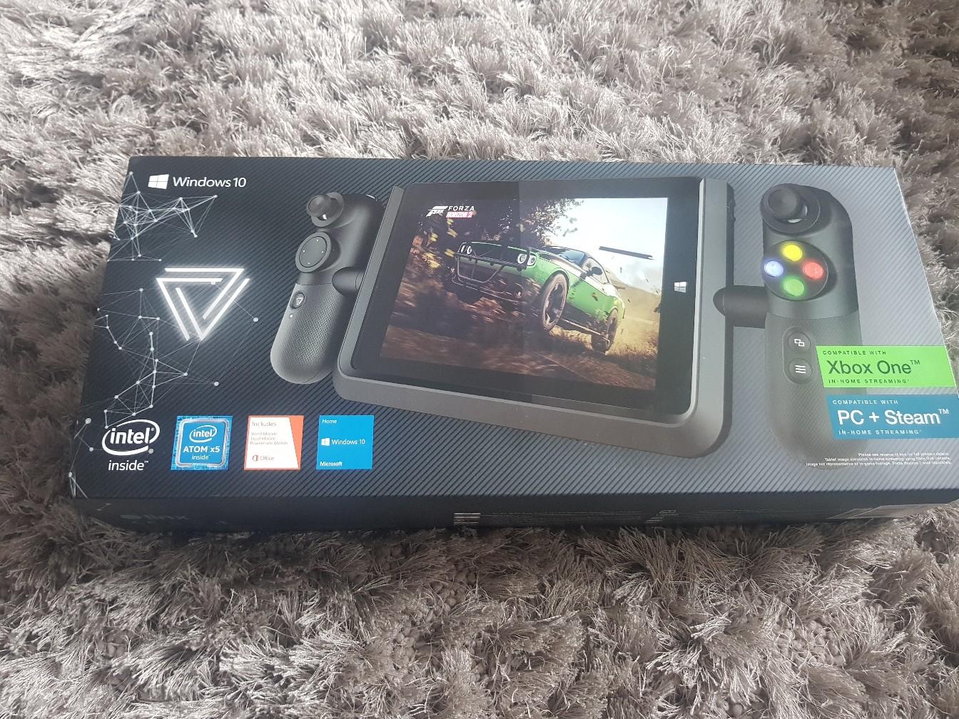 Linx vision 8 inch tablet with Xbox controll in BB4 Rossendale for £70. ...