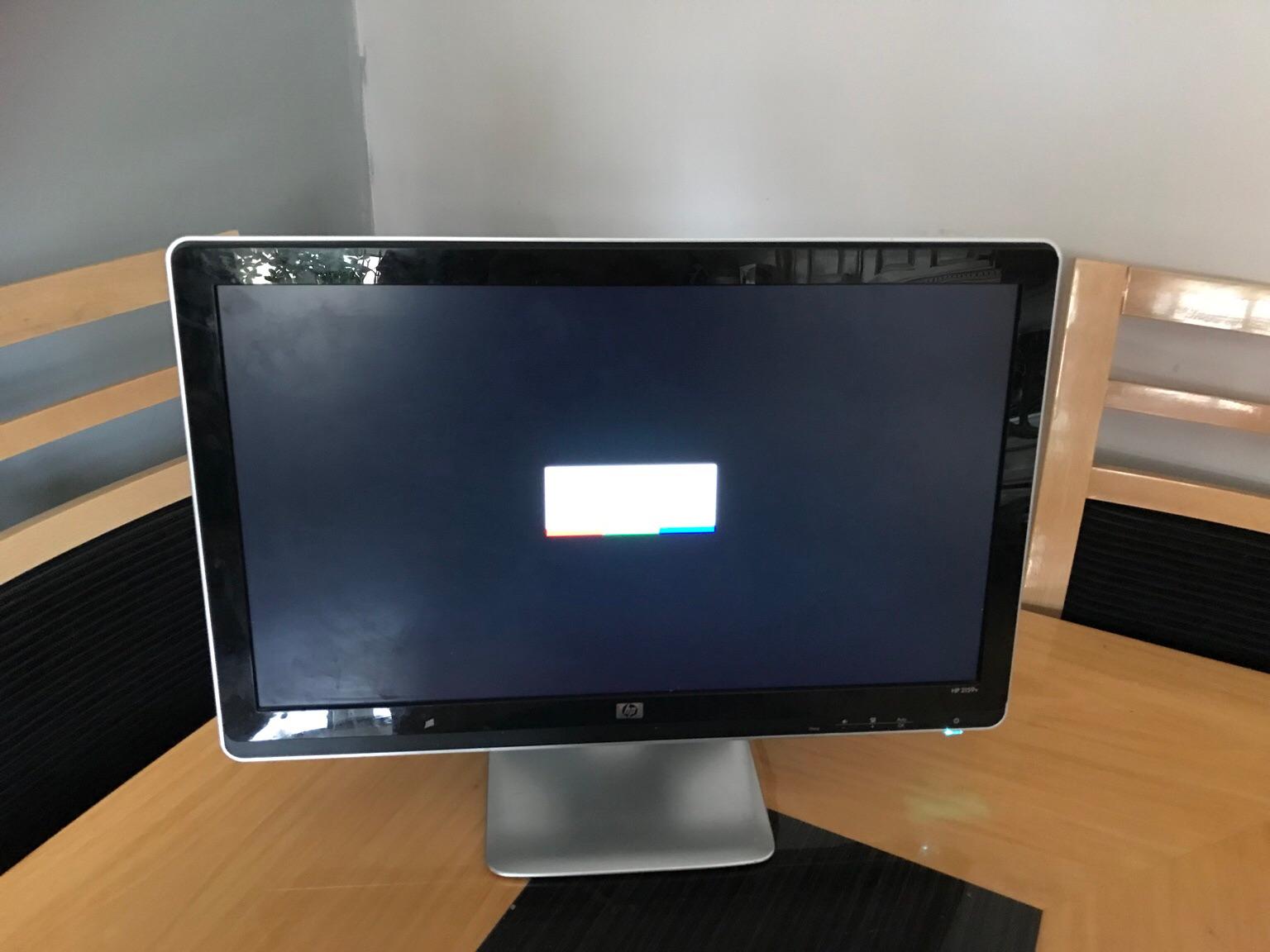 HP gaming monitor HP2159v in Biggleswade für 25,00 £ zum Verkauf ...