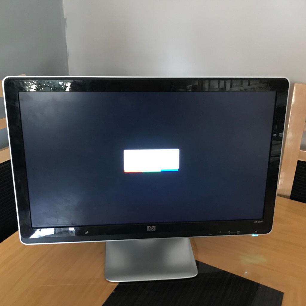 HP gaming monitor HP2159v in Biggleswade für 25,00 £ zum Verkauf ...