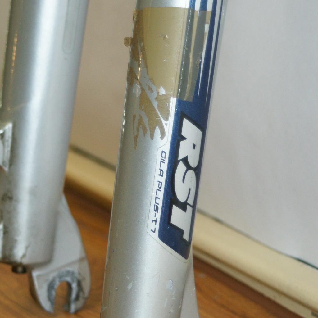 RST gila plus T7 100mm travel 26" in B12 Birmingham for £20.00 for sale ...