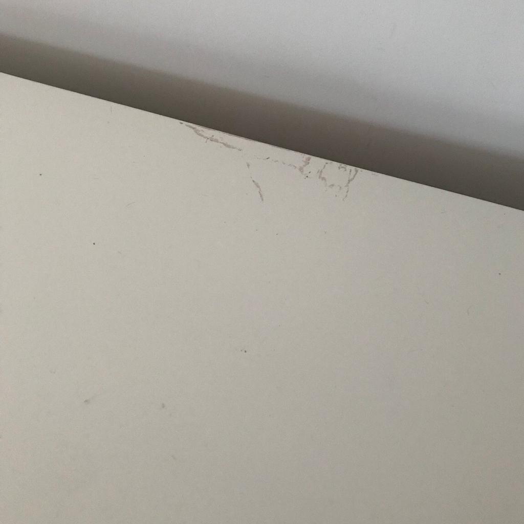 Ikea Toresund table in LS13 Leeds für 15,00 £ zum Verkauf | Shpock DE