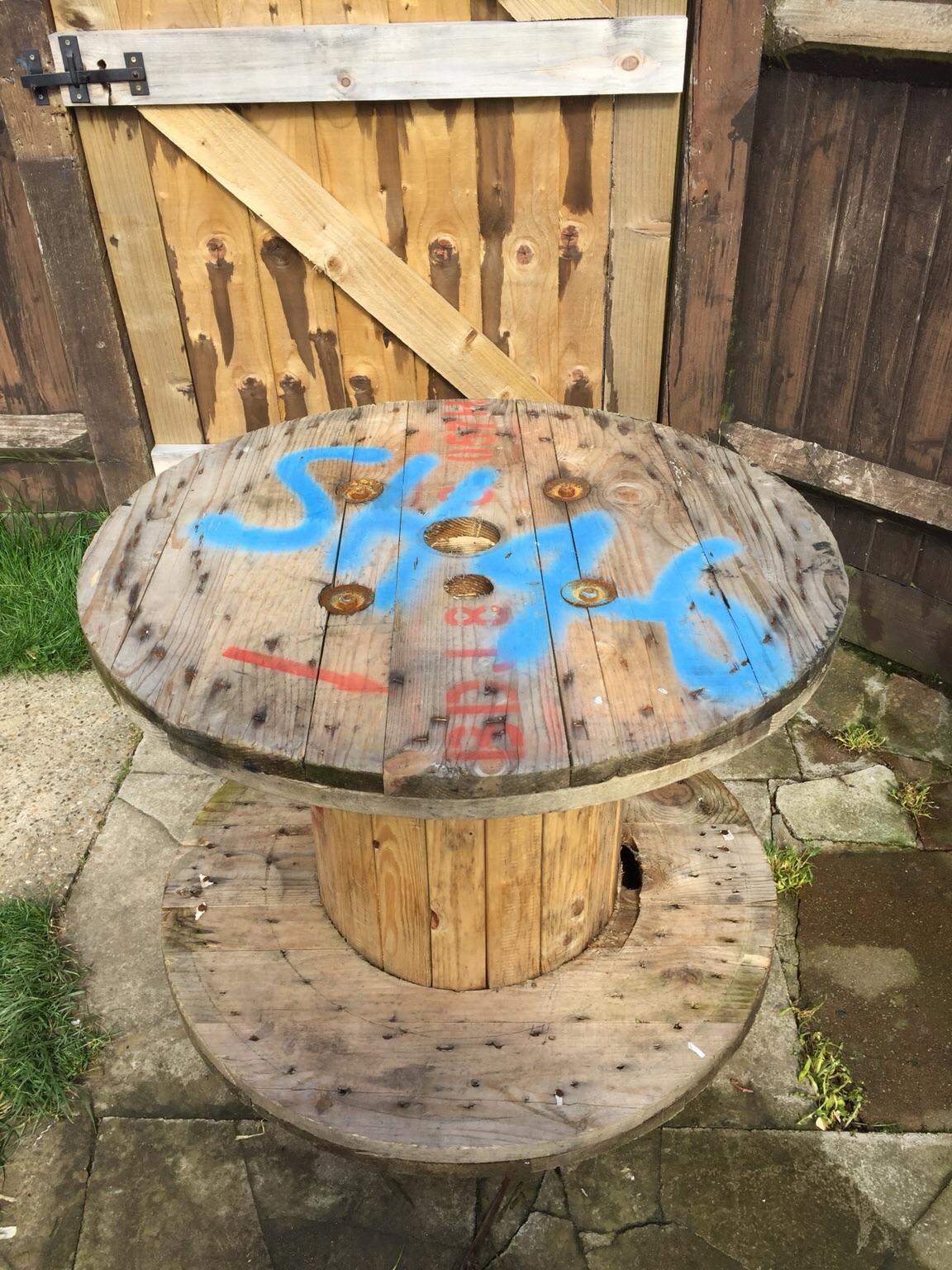 Wooden Cable Drum Spool in CT9 Thanet für 10,00 £ zum Verkauf | Shpock DE