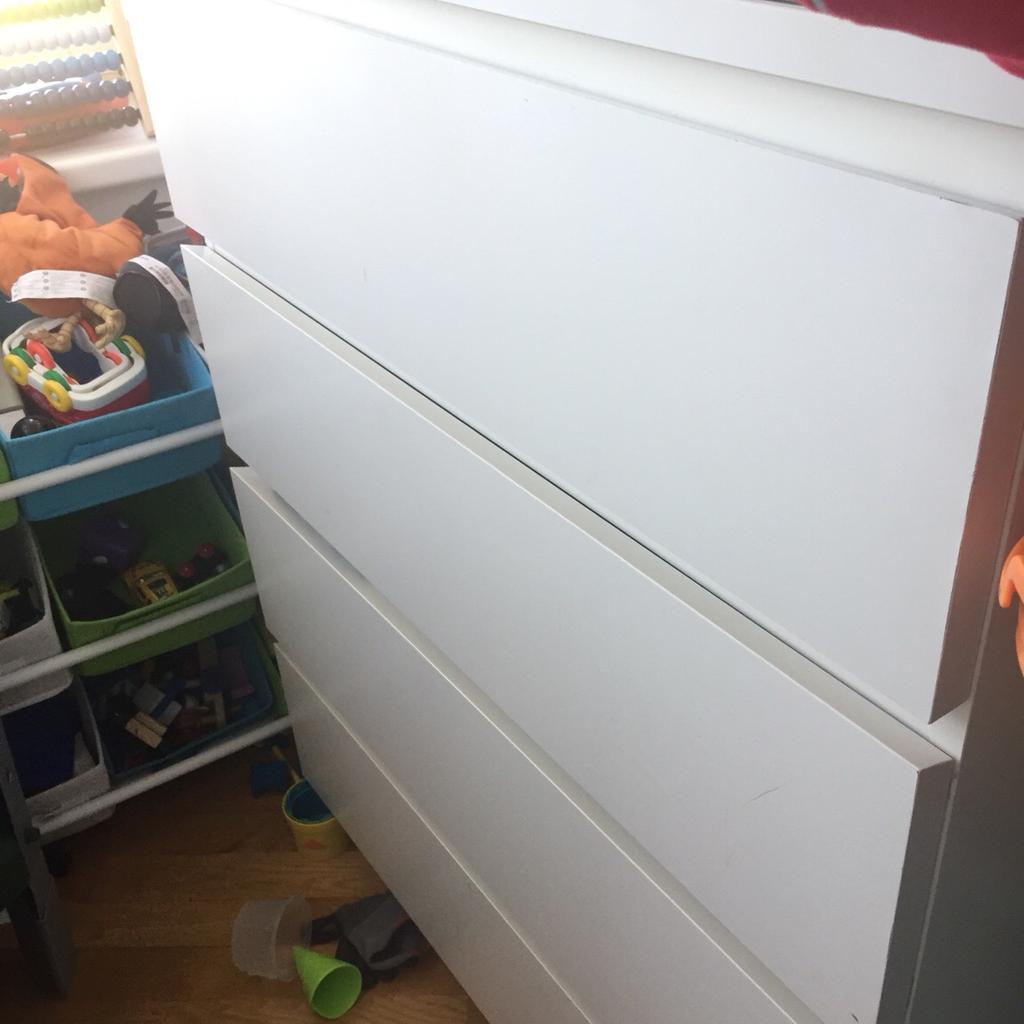 Malm Kommode mit Glasplatte in 5020 Salzburg für € 50,00 zum Verkauf ...