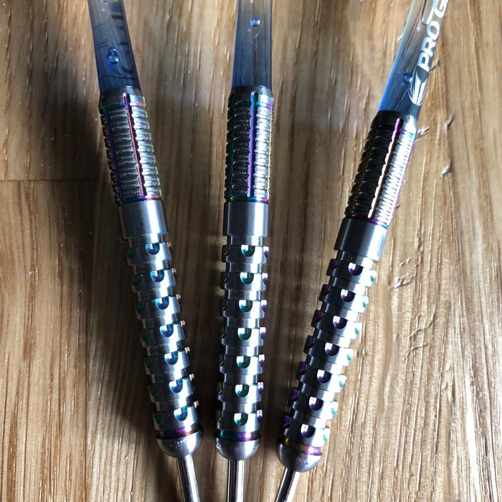 Wayne Mardle Darts 22 Gramm 2.gen Pixel Targe in 56337 Eitelborn for € ...