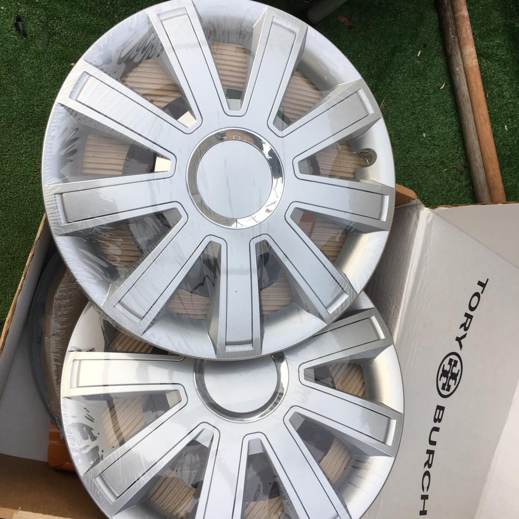 VW tyre rims covers in E10 London für 20,00 £ zum Verkauf | Shpock DE