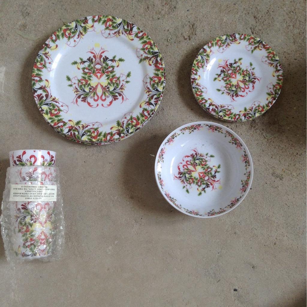 Plastic picnic stuff in B31 Birmingham für 3,00 £ zum Verkauf | Shpock DE