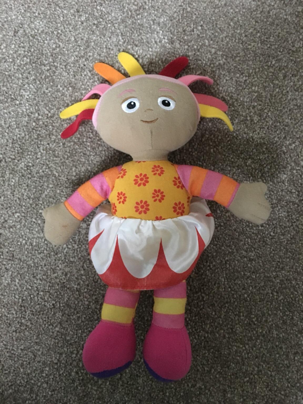 Upsy daisy talking soft toy in B64 Sandwell für £ 4,00 zum Verkauf ...