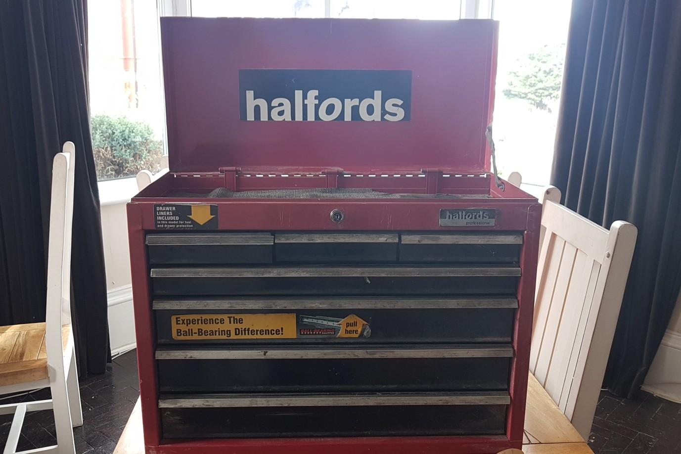 Halfords professional tool cabinet in CH45 Wirral für 40,00 £ zum ...