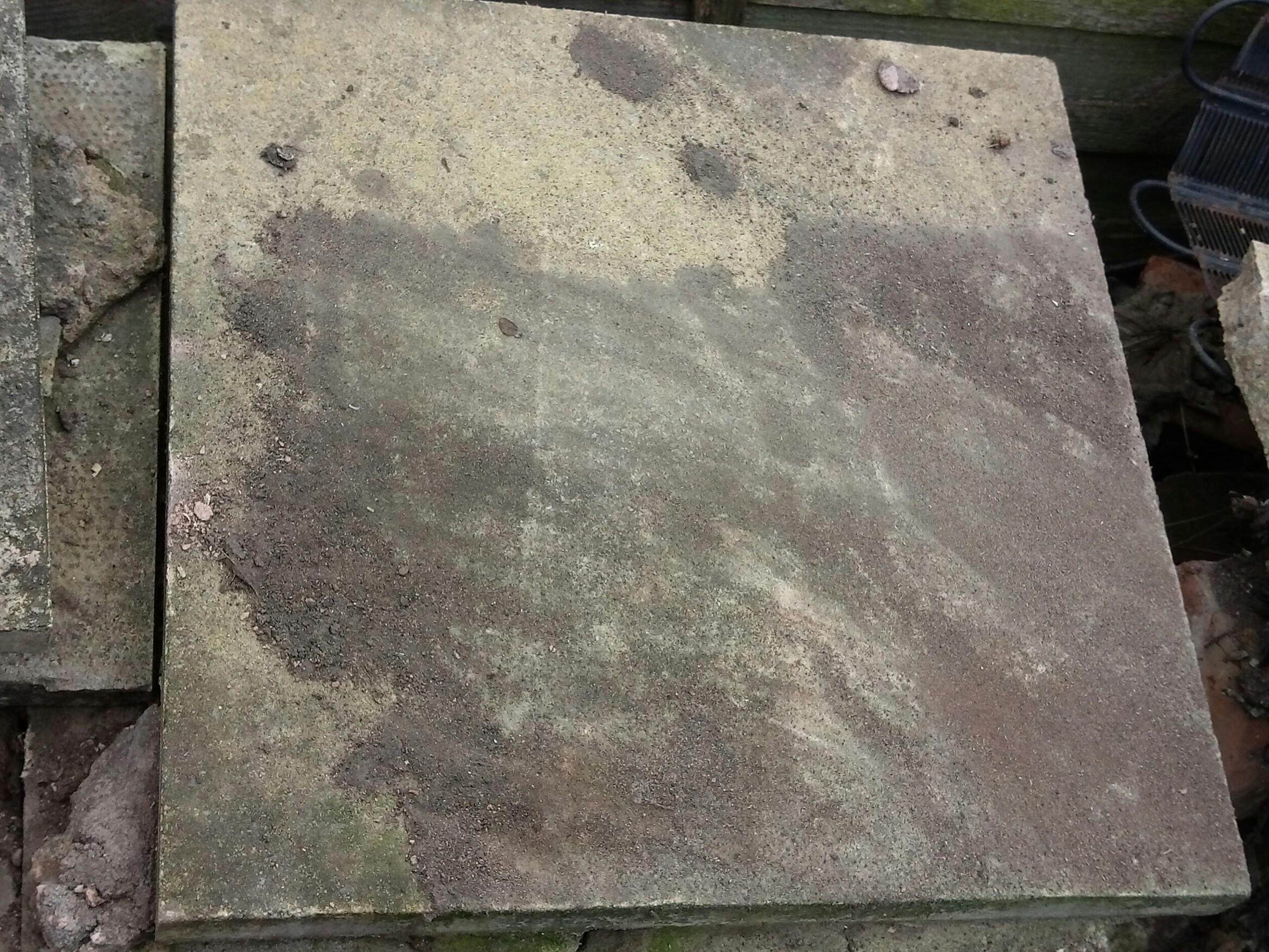 Slabs used in B24 Birmingham für gratis zum Verkauf | Shpock DE