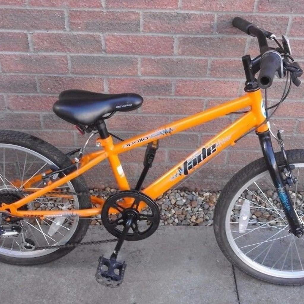 Apollo Fade Boys Bike - 20" Wheels - 6 Speed in Brentwood for £40.00 ...