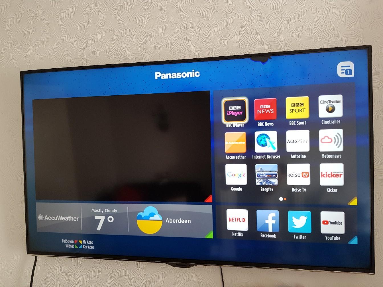 SMART TV Panasonic viera 55 " UHD 4K 3D in RM10 Dagenham für 400,00 ...
