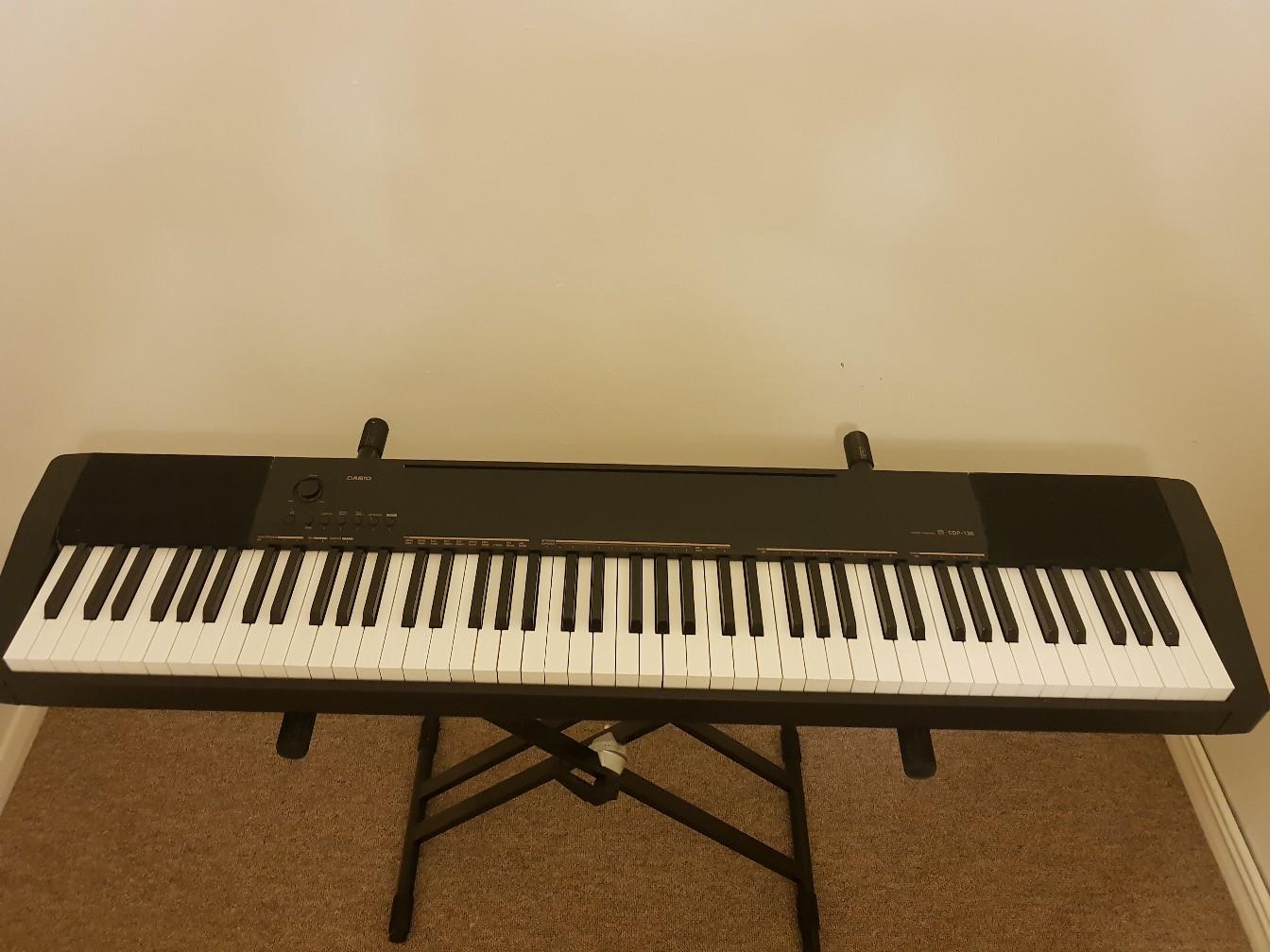 Casio Digital Piano CDP-130 in SL0 Bucks für 150,00 £ zum Verkauf ...