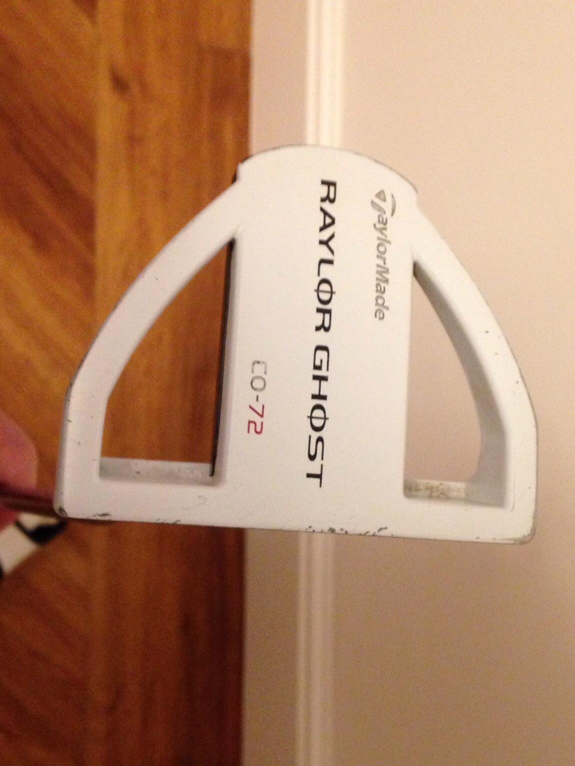 R/H Taylormade raylor ghost putter in BB3 Darwen für 30,00 £ zum ...