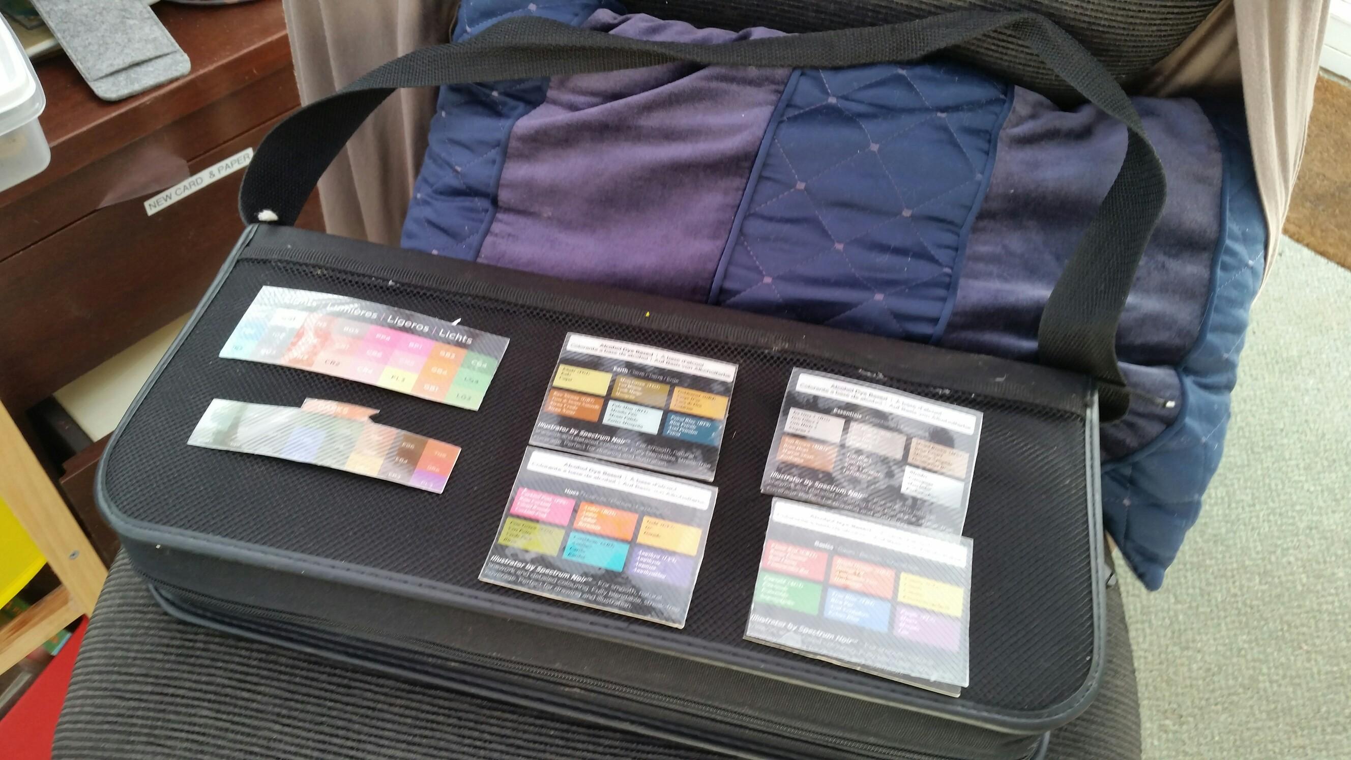 Spectrum Noir Pens and Case in S40 Chesterfield für £ 60,00 zum Verkauf ...