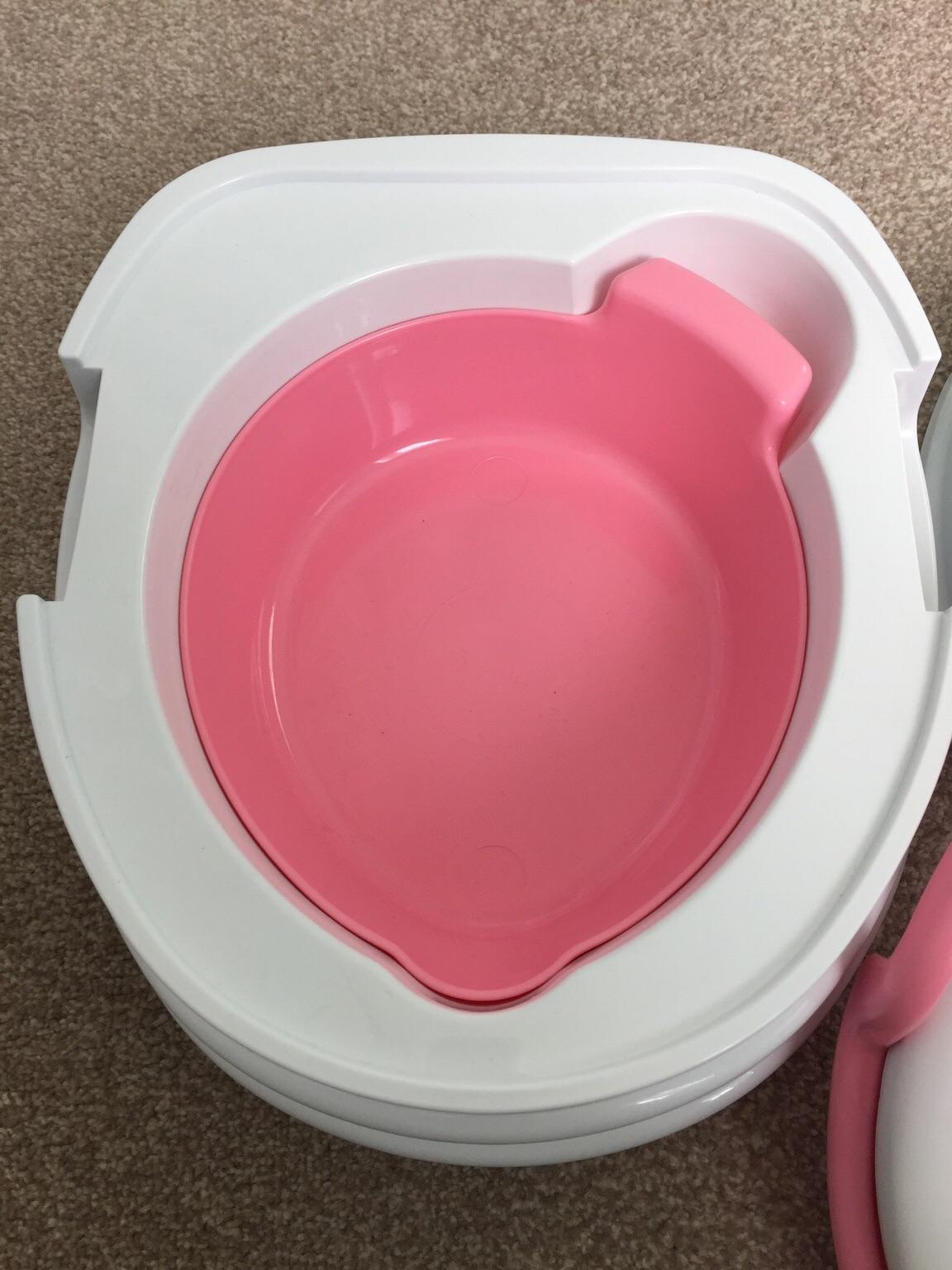 Tippitoes training potty and step stool in WF2 Wakefield für 12,00 ...