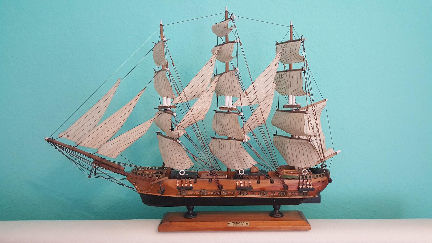 Modellschiff Fragata Siglo XVIII in 68549 Ilvesheim for €50.00 for sale | Shpock