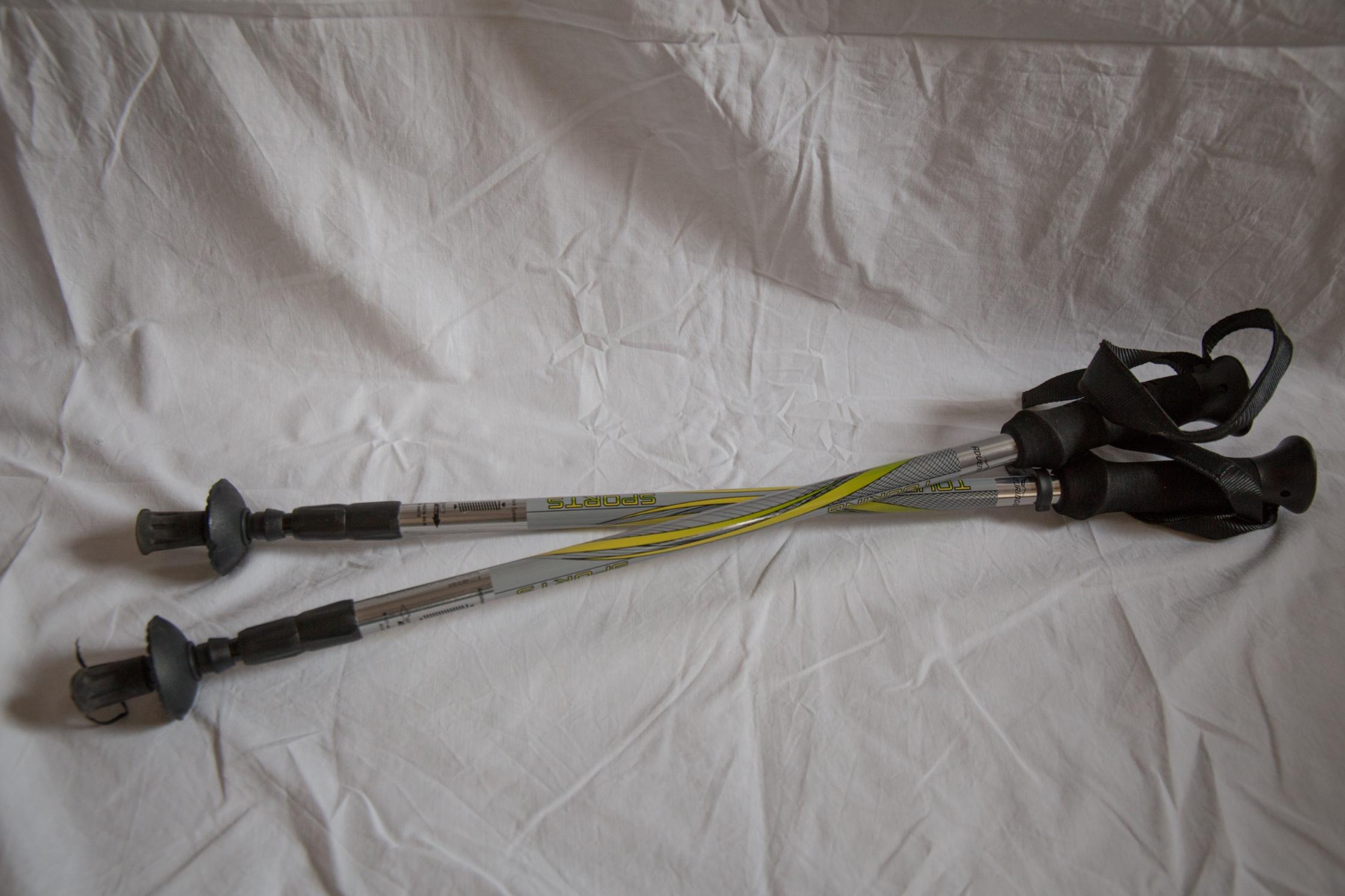 Nordic Walking Stöcke Adventuridge in 73529 Schwäbisch Gmünd für € 10,00 zum Verkauf | Shpock AT