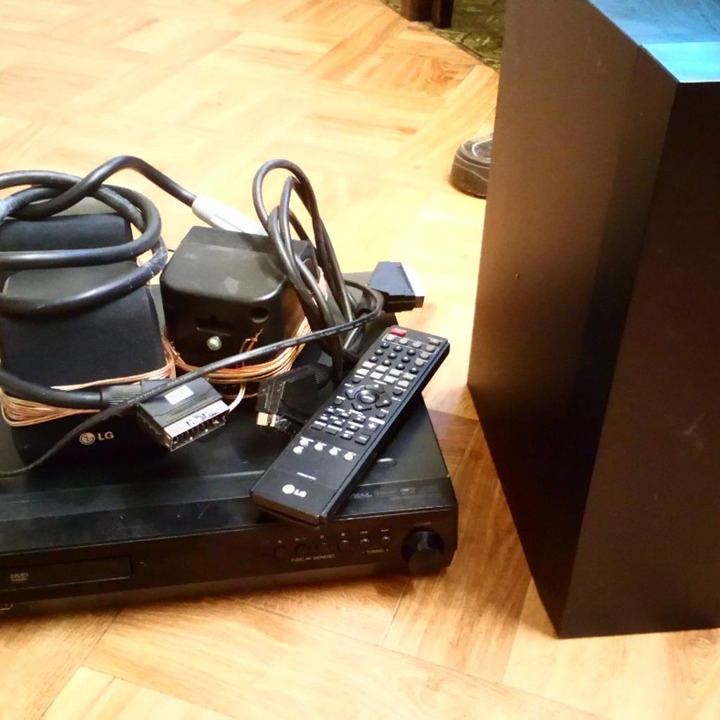 LG Dvd Receiver HT302 in B48 Bromsgrove for £10.00 for sale | Shpock