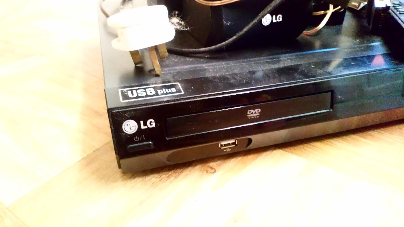 LG Dvd Receiver HT302 in B48 Bromsgrove for £10.00 for sale | Shpock