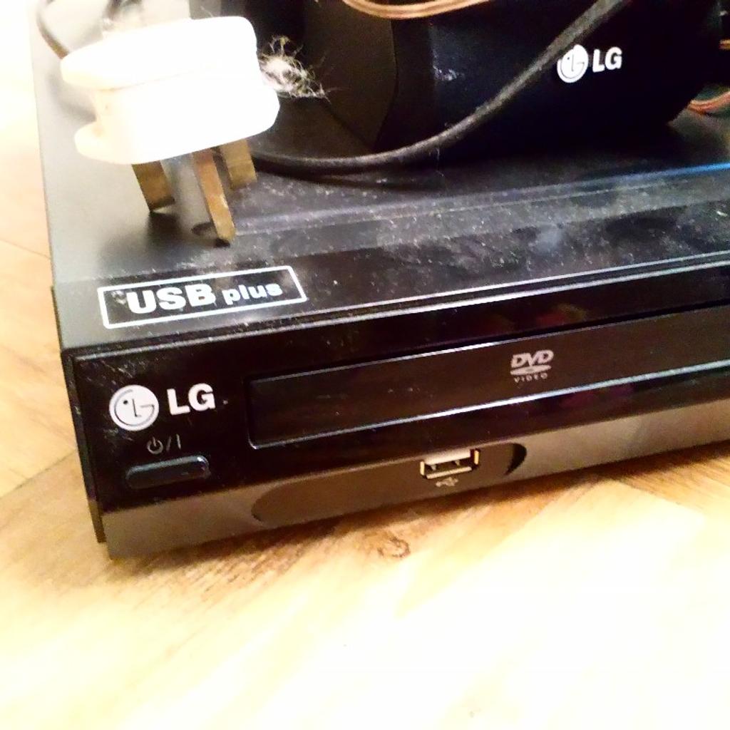 LG Dvd Receiver HT302 in B48 Bromsgrove for £10.00 for sale | Shpock