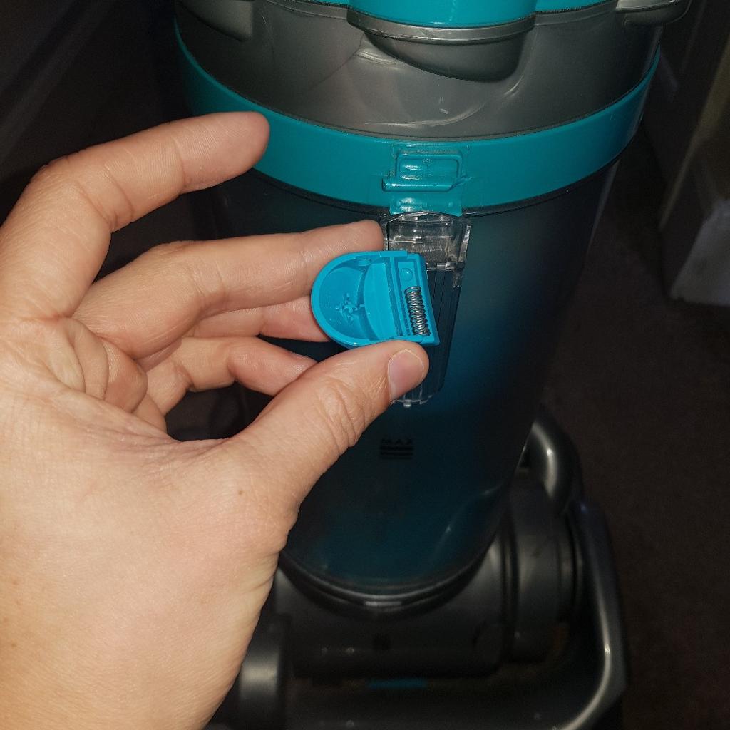 Dyson DC07 in B17 Birmingham für 20,00 £ zum Verkauf | Shpock DE