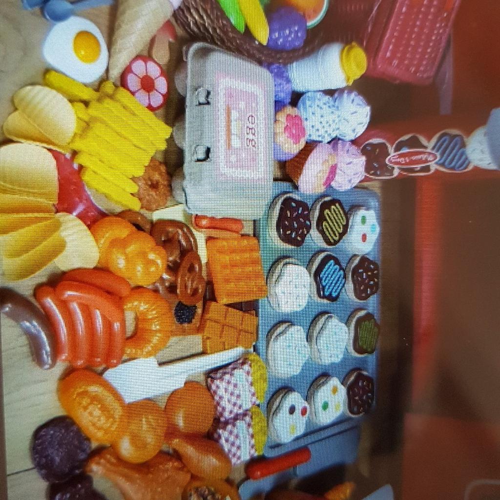 ELC Red Wooden Retro Play Kitchen in ME1 Rochester für 40,00 £ zum ...