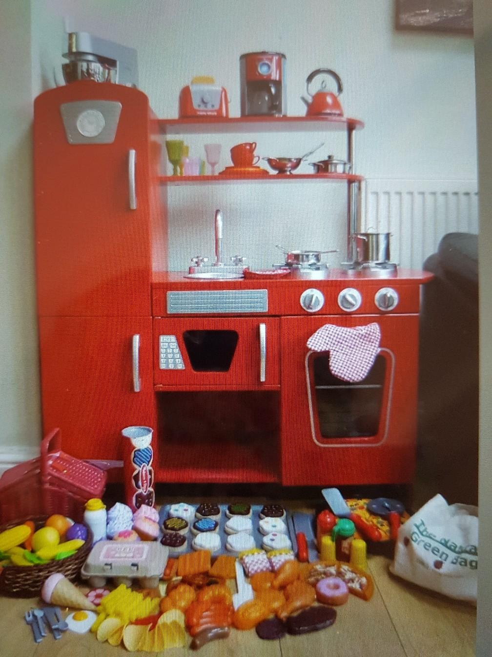 ELC Red Wooden Retro Play Kitchen in ME1 Rochester für 40,00 £ zum ...