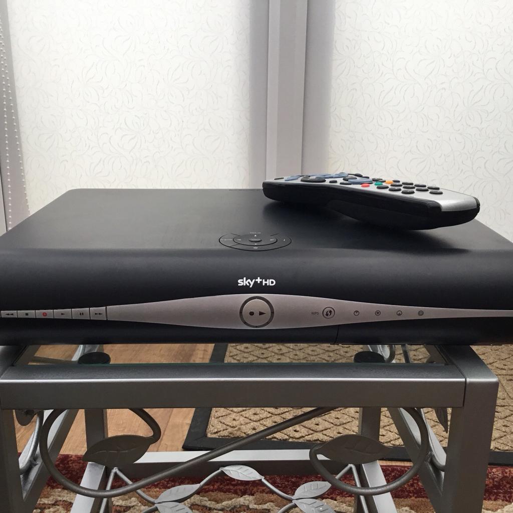 Sky HD Box + Remote in FY3 Bispham für 7,00 £ zum Verkauf | Shpock DE
